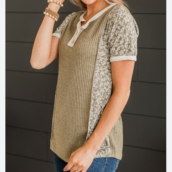7th Ray | Tops | 7th Ray Nwot Olive Heres To Us Color Block Waffle ...